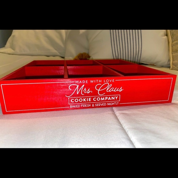 Target Bullseye | Holiday | Target Bullseye Crate Mrs Claus Cookie ...
